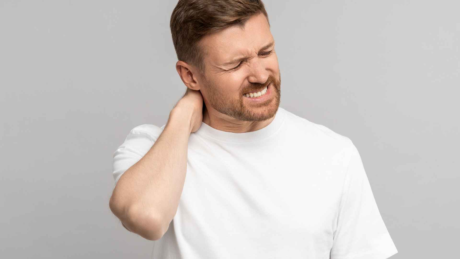 Cervicalgia por sobrecarga: caso real y tratamiento